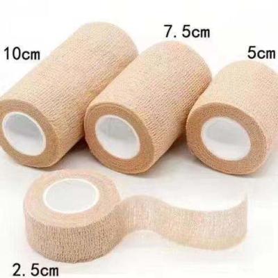China Medical Nonwoven Self Adhesive Cohesive Bandage 450cm x 7.5cm High Elasticity for sale