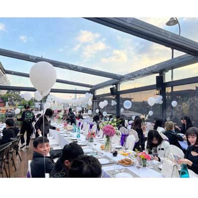 China Electric Retractable Fabric Pergola with 100mm Aluminum Posts and Class 6 Wind Resistance for sale