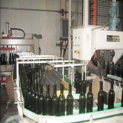 China Industrial 150TPD Glass Bottle Manufacturing Line With 380V Glass Forming Machine for sale