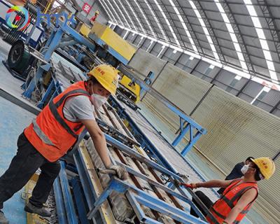 China PLC Controlled Wet Cast Machinery Veneer Artificial Stone Making Manufacture Line for sale