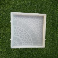 China Road Interlocking Tiles Rubber Plastic Paver Mould 25*25*4.5cm Size for sale