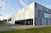 China Low-cost Warehouse Prefabricated Steel Structure Building Prefab Garages Building Kits for sale