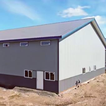 China Custom Q235B Galvanized Steel Structure Construction with Portal Frame Design for 30-50 Year Lifespan for sale