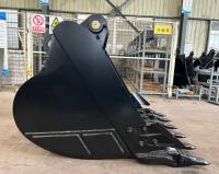 China 1.8cbm Gp Excavator Digger Bucket Standard  Earthmoving Bucket for sale