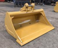 China 1500mm Width Tilting Mud Bucket With Bolts On Cutting Egdes for sale