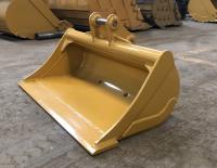 China 1500mm Width Tilting Mud Bucket With Bolts On Cutting Egdes for sale