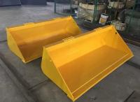 China OEM Skid Steer Attachments Standard Skid Steer Loader Bucket for sale