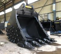 China Alloy Excavator Rock Bucket 1 Year Warranty Efficient Stone and Debris Handling for sale
