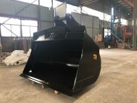 China Heavy Duty Excavator Tilt Bucket Attachment  Quick Digging 1-80t for sale