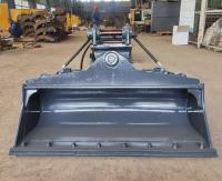 China Sturdy Material Excavator Tilting Bucket Q345B Q460 Hydraulic Ditching Bucket for sale