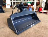 China Sturdy Material Excavator Tilting Bucket Q345B Q460 Hydraulic Ditching Bucket for sale