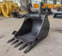 China Solid Steel Construction Excavator Digging Bucket Standard General Purpose for sale