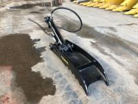 China Easy Installation Excavator Bucket Thumb HARDOX450/500 For Construction Works for sale