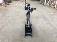 China Hydraulic Thumb Bucket For Excavator Premium Alloy Material for sale