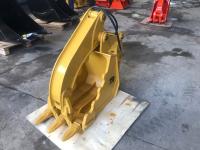 China Precision Control Excavator Grab Bucket Premium Alloy For Site Cleanup for sale