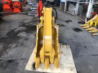 China Precision Control Excavator Grab Bucket Premium Alloy For Site Cleanup for sale