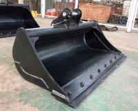 China Versatile Excavator Mud Bucket With Screed Base And Heavy Duty Bolt-On Bucket Blade for sale