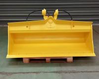 China Auxiliary Blade Adopts 30MnB NM360/400 Excavator Mud Bucket For Slope Trimming for sale