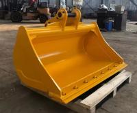China 1-80t Excavator Mud Bucket With Increased Debris Handling Capacity And Reversible Blade for sale