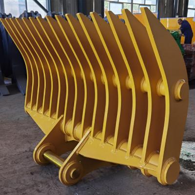 China Contiguous United States Excavator Soil Rake with 6-12 Teeth Design for sale