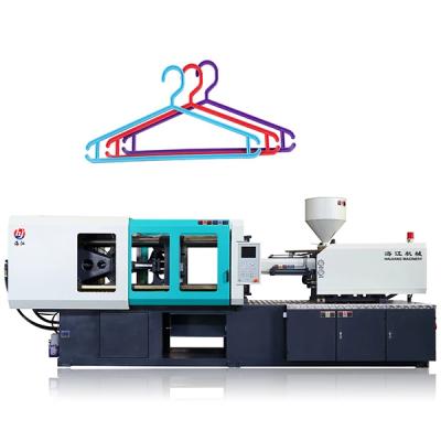 China 1590g Capacity Variable Clamping Stroke Injection Molding Machine for sale