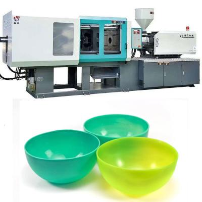 China 100-300 Ton Clamping Force PET Preform Injection Molding Machine with 3-4 Zone Heating and 2-4 Ton Nozzle Force for sale