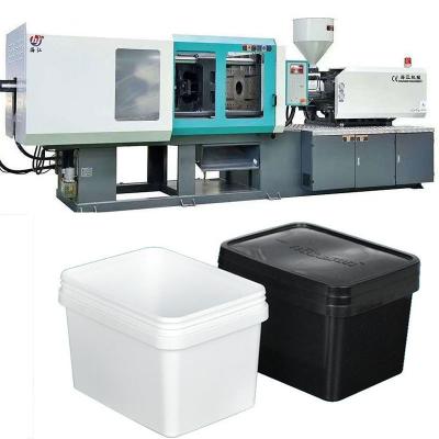 China Advanced Plastic Chair Injection Moulding Machine with 100-300 Ton Clamping Force and 220V/380V Voltage for sale