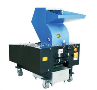 China pvc two color injection molding machine slipper equipped with water cooling system to maintain optimal temperature and product for sale