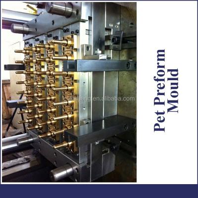China Mold Closing Stroke 450mm Hydraulic Motor for Injection Molding Machine Featuring Injection Rate 8.2 Cm s and Precise Control for sale