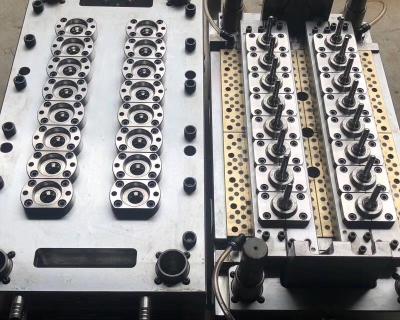 China PET Preform Injection Molding Machine Featuring Variable Injection Volume Adapted to PET Material and Multiple Machine Dimensions Variants for sale