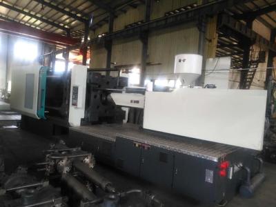 China 580 Plastic Injection Molding Machine For Making Crate Mold 18 Months Warranty for sale
