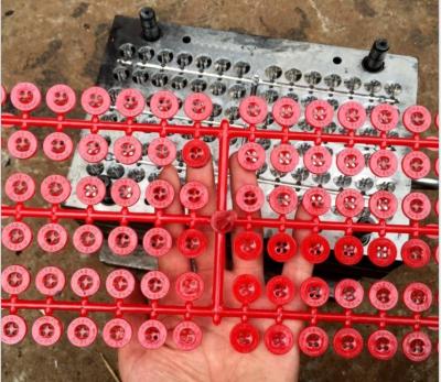 China Energy Saving Injection Molding Machine For Plastic Button Making for sale