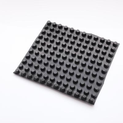 China HDPE Dimple Drainage Mat 1.6mx18.75m Roll Board for Green Roof System Garden Waterproofing for sale