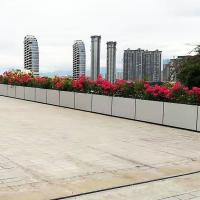 China PVC Planter Box with Wall Pallet HDPE 50L Large White Outdoor Modern Flower Pot for sale