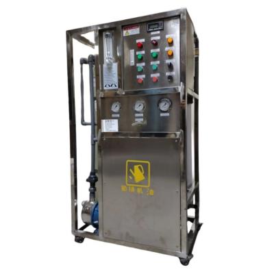 China Ocean Going Vessel Fresh Water Desalination Machine 6000L per Day 3000W Power for sale