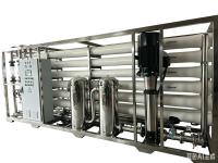 China Reverse Osmosis Desalination System with 5000 liters per hour capacity, corrosion-resistant materials, and automated control for seawater purification for sale