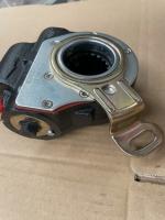 China Orinal Gap Brake Adjustment Arm WG9100340060 Sino Truck for sale