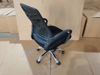 China Special Design Modern Ergonomic Mesh Swivel Executive Office Chair with Nylon Castor for sale