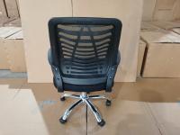 China Special Design Modern Ergonomic Mesh Swivel Executive Office Chair with Nylon Castor for sale