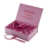 China Recycled Foldable Magnetic Closure Gift Box With Ribbon Multipurpose for sale