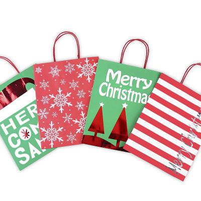 China Recycled Christmas Kraft Paper Gift Bags Ultraportable Multifunctional for sale