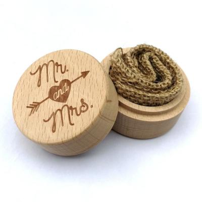 China Cylindrical Rainproof Wooden Box Packaging Ultraportable Recycled for sale