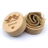 China Cylindrical Rainproof Wooden Box Packaging Ultraportable Recycled for sale