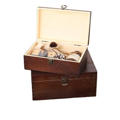 China Antiwear Jewellery Wooden Box Packaging With Lock Leakproof Practical for sale