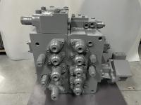 China 4433970 Hitachi Excavator ZX330-3G ZX350 ZX370C Deere 3554 Excavator Hydraulic Control Sub  KMX15HA/45001E 4433970 for sale