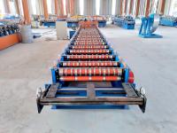 China 686 model galvanized steel sheet cold trapezoidal roofing roll forming machine for sale