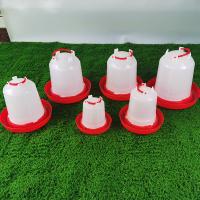 China Poultry Cylindrical Drinker 7 L Capacity Plastic Automatic Water Dispenser Constant Supply for sale