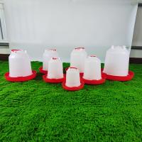 China Automatic Plastic Poultry Drinker Cylindrical Shape Easy Installation Anti Drip Design for sale