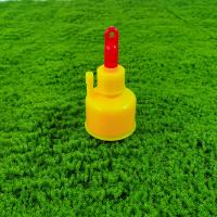 China Easy Installation Poultry Drinker Constant Water Supply Cylindrical Design for sale