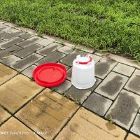 China Convenient Anti Drip Bird Watering Dispensers For Small Aviaries Poultry Birds for sale